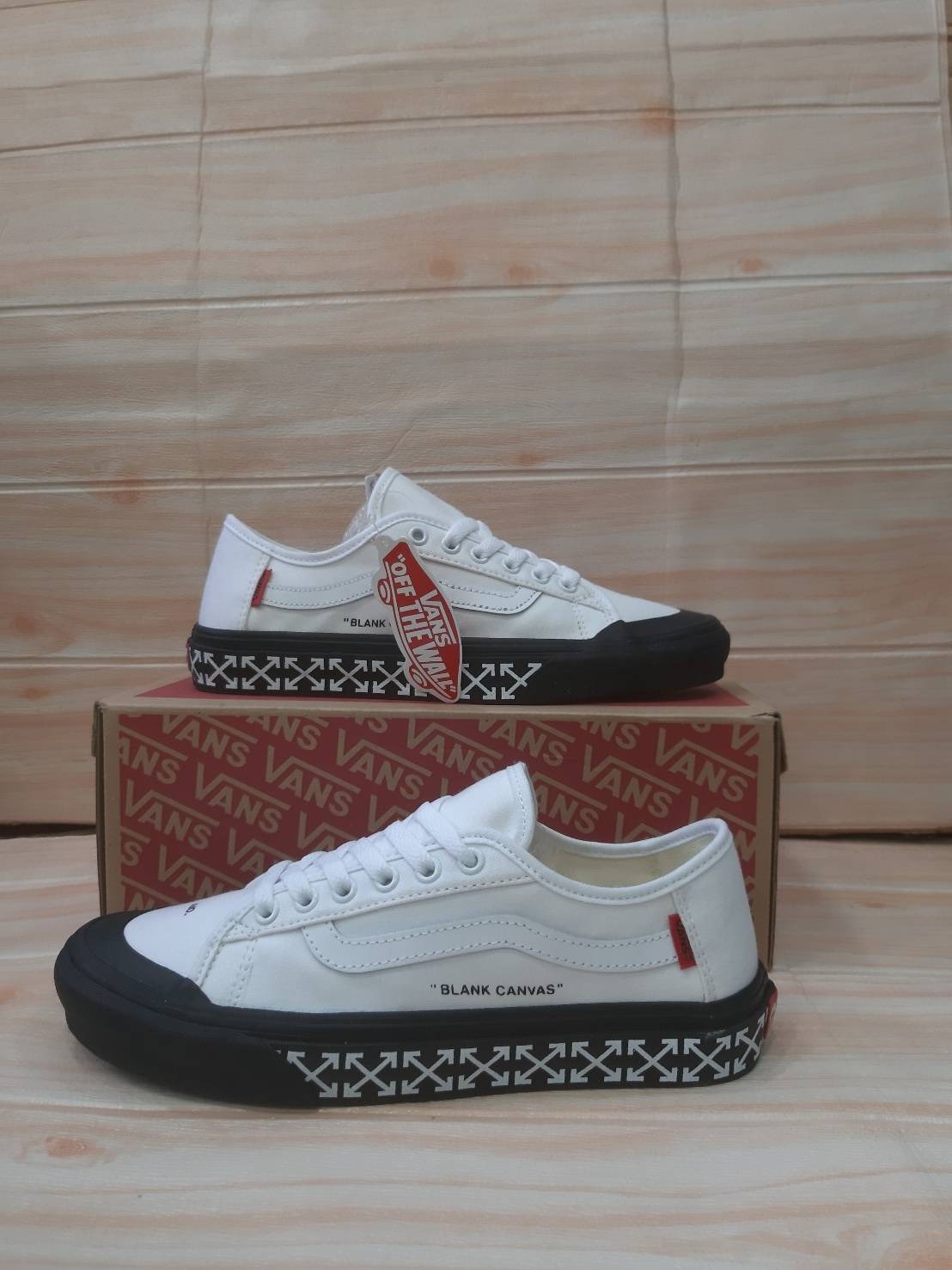 SPORT WAREHOUSE - VANS X OFF WHITE OLD SKOOL BALL SF