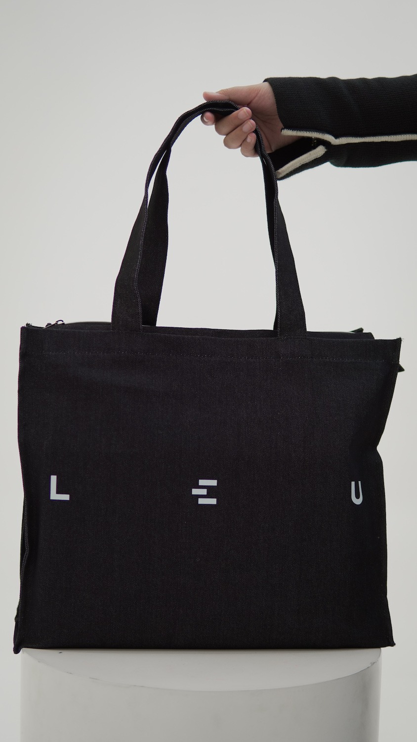 LEU - Discover our premium viscose and delicate rayon hijab