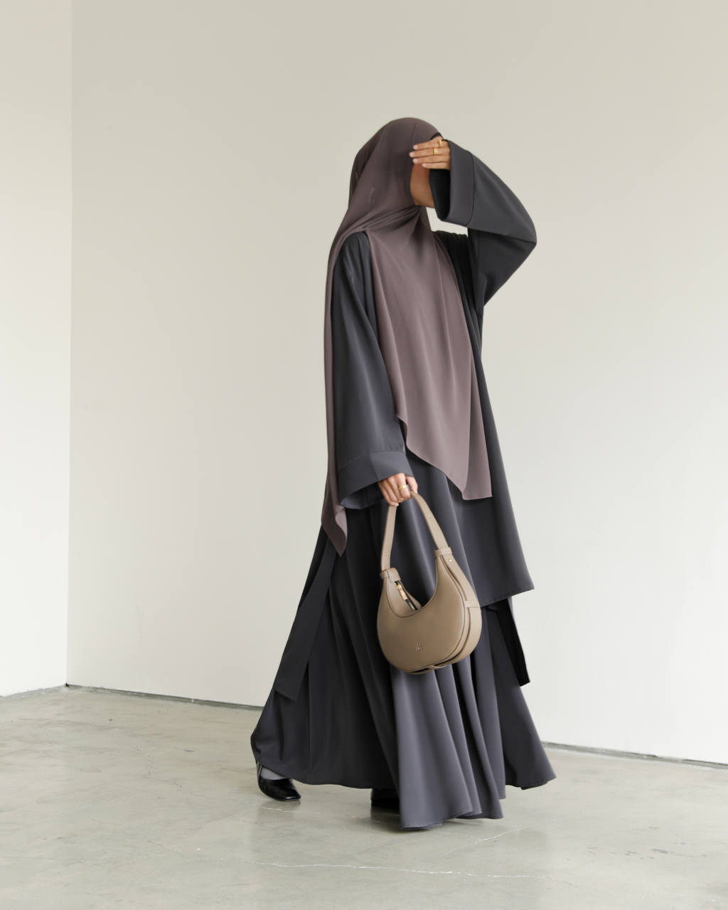 A trendsetter, designer items, affordable - Sabamodest Airy Anti UV Set