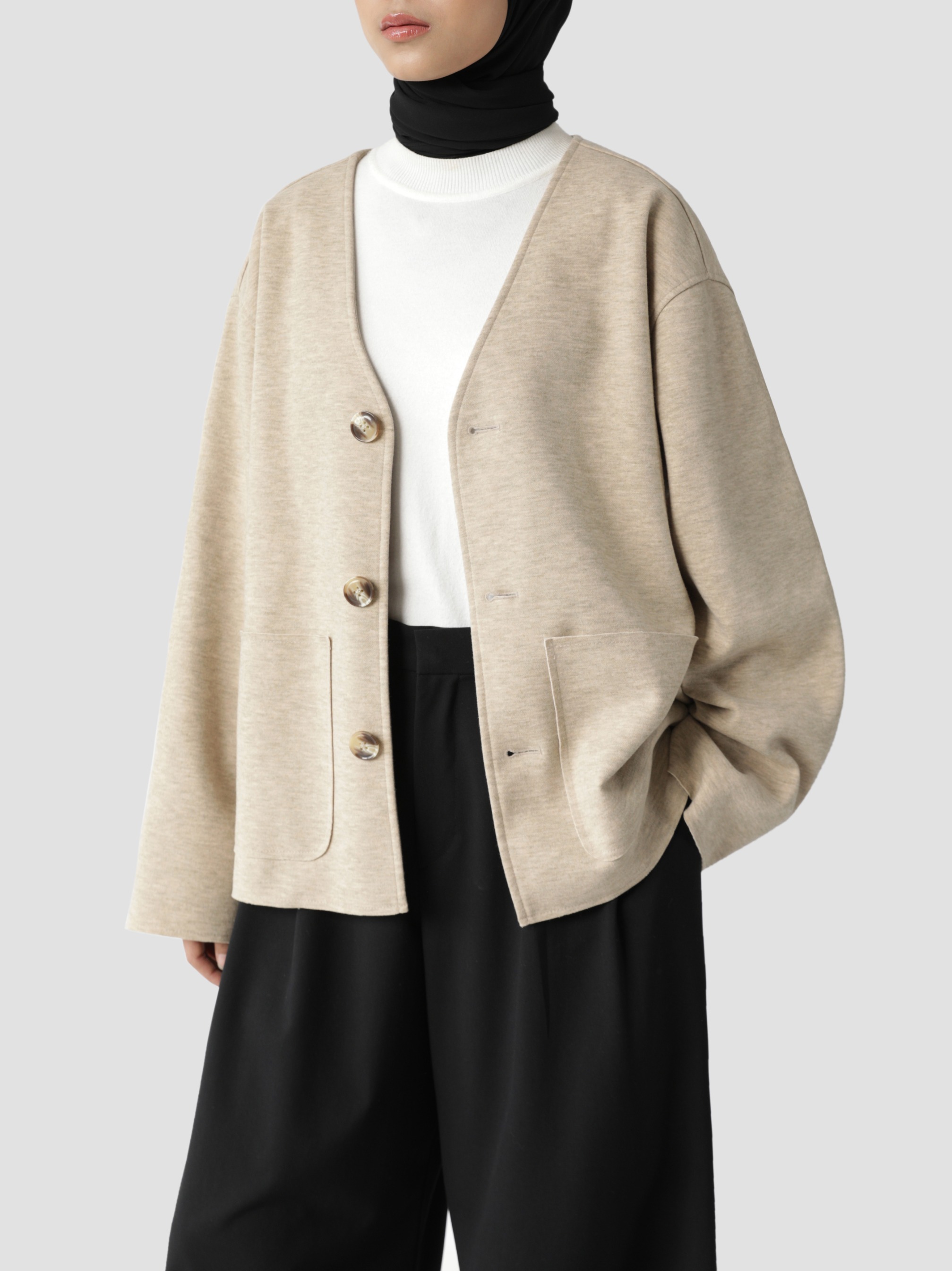 A trendsetter, designer items, affordable - Sabamodest Fluffy Button Cardi