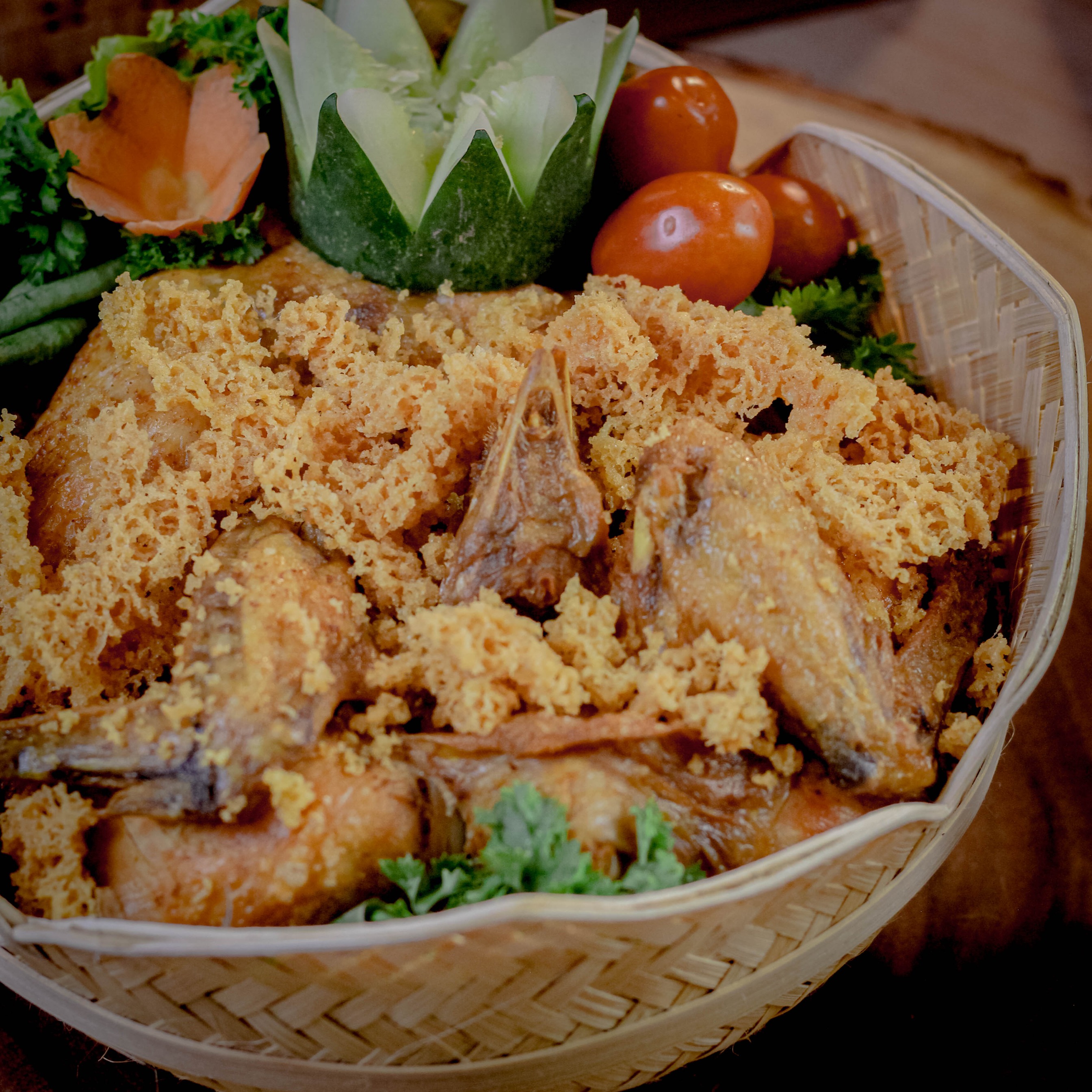 sonokembang catering semarang yogyakarta - Ayam Goreng Kremes Abhipraya Besek Teratai