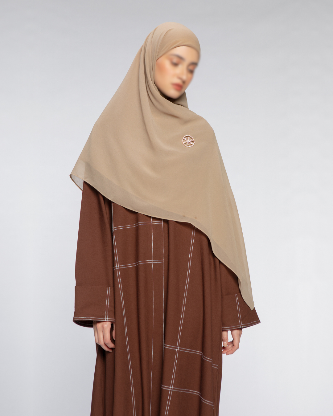 Koleksi Fashion Muslimah Modest dan Elegan - Ananta dress Mom Dark Brown