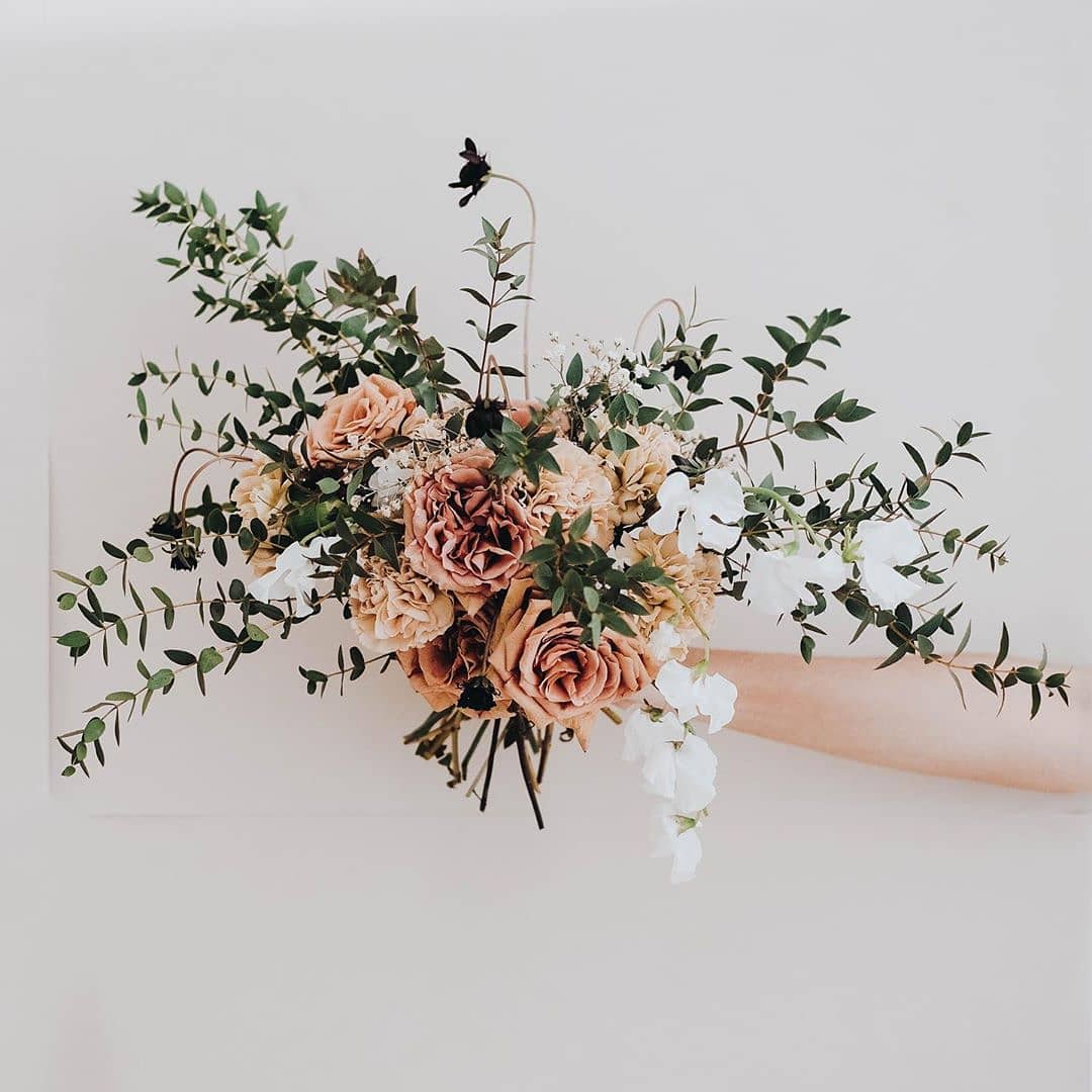 Florash - Florist Bandung - Same Day Delivery - Brownie Rose HT Large