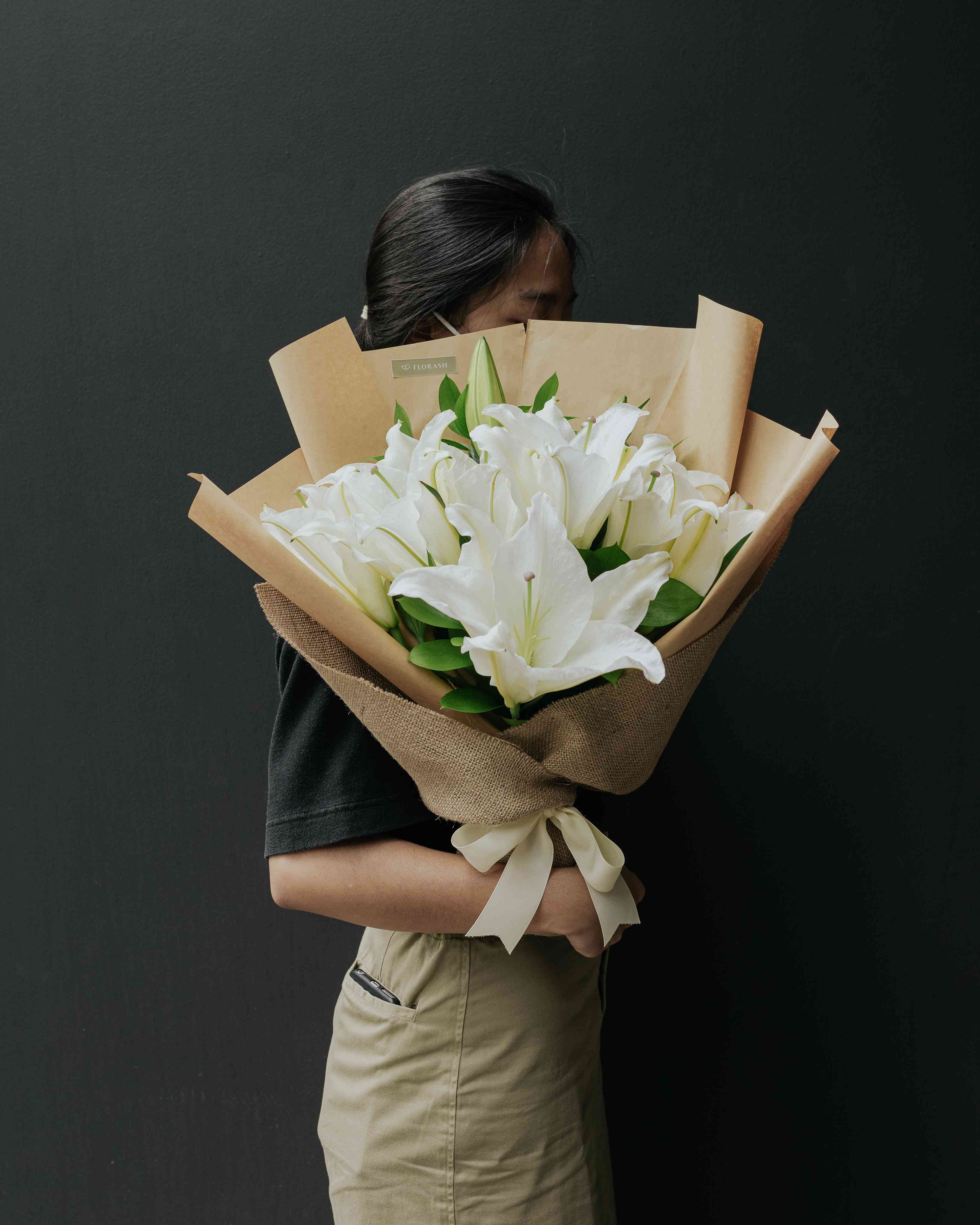 Florash - Florist Bandung - Same Day Delivery - Lily Hb Medium White