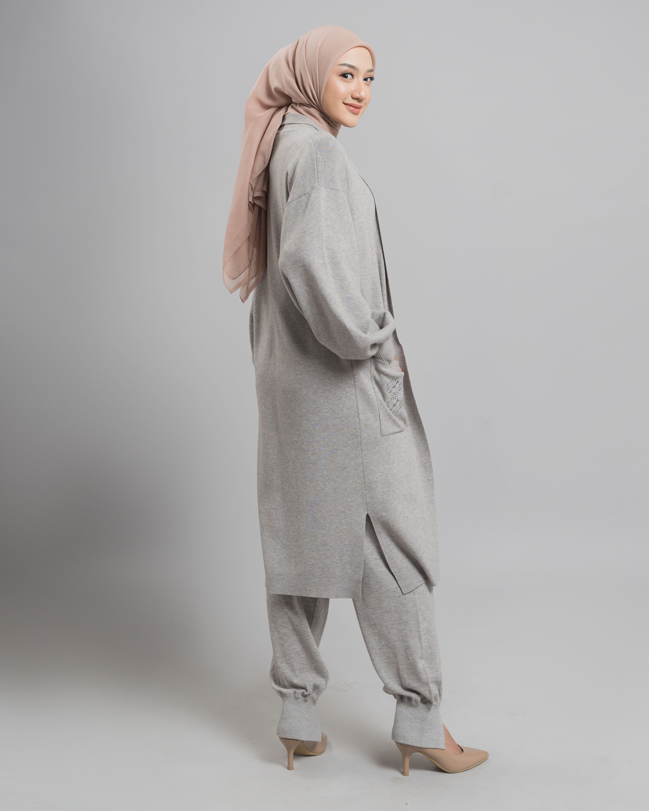 napocut - Dara Outer - Cardigan Panjang Rajut