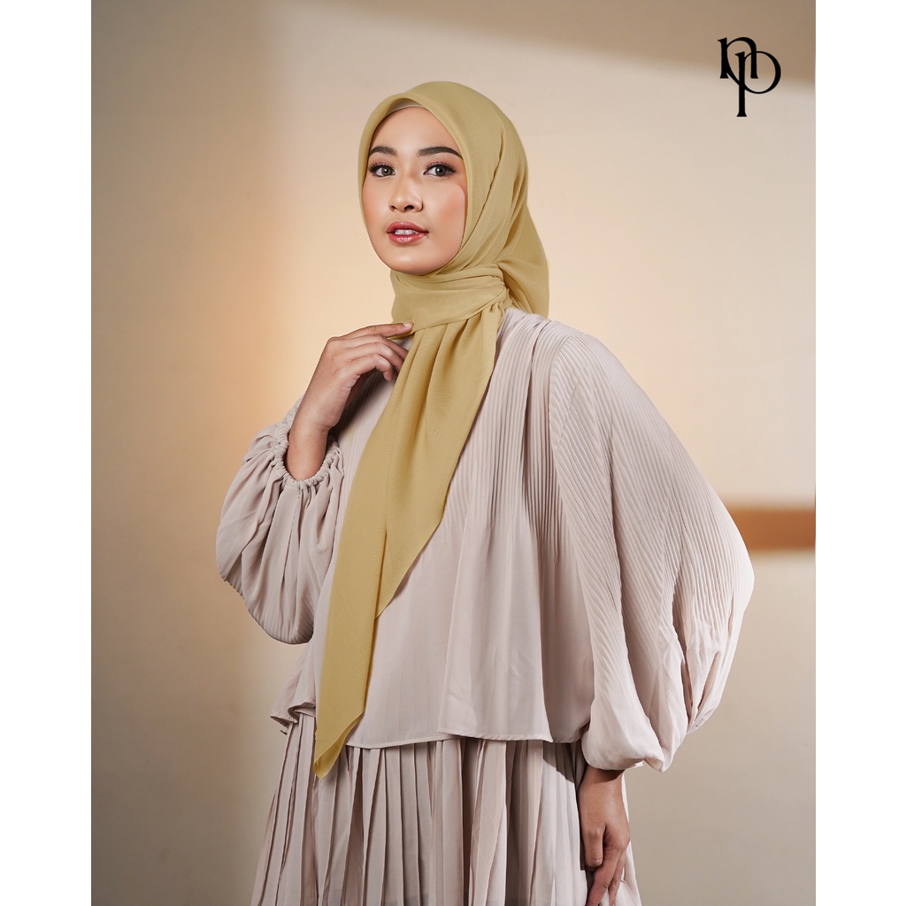 Plain Paris Brown Series - napocut