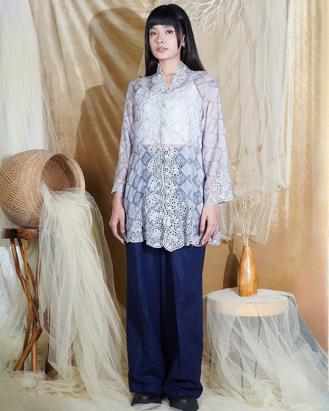 BOOLAO Studio - BOOLAO Kebaya Encim Kerancang Itajime - Grey