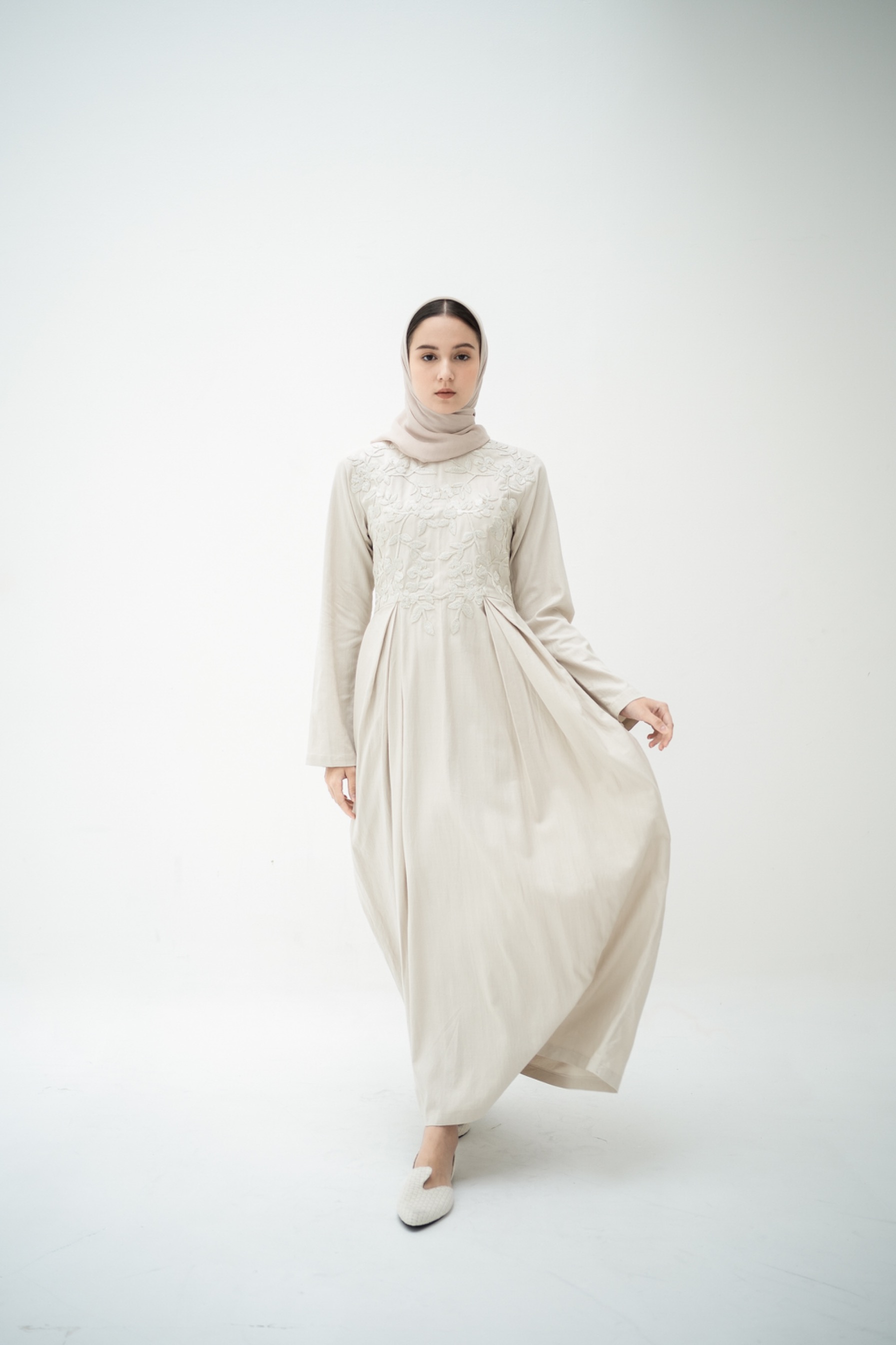 Glashka - Empowering through modesty - Pera Dress