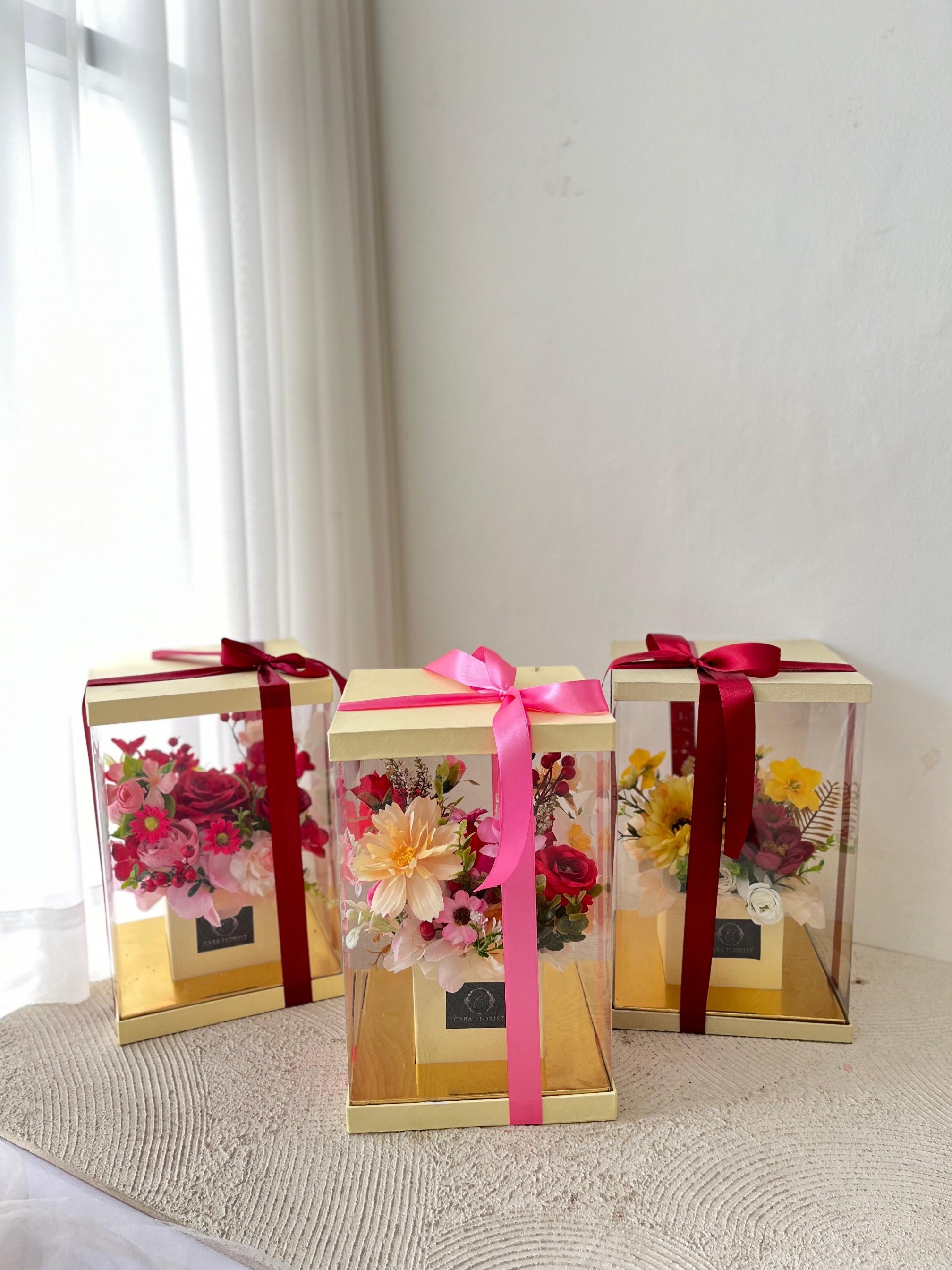 Cara Florist Official Website - Carlin Artificial Hampers