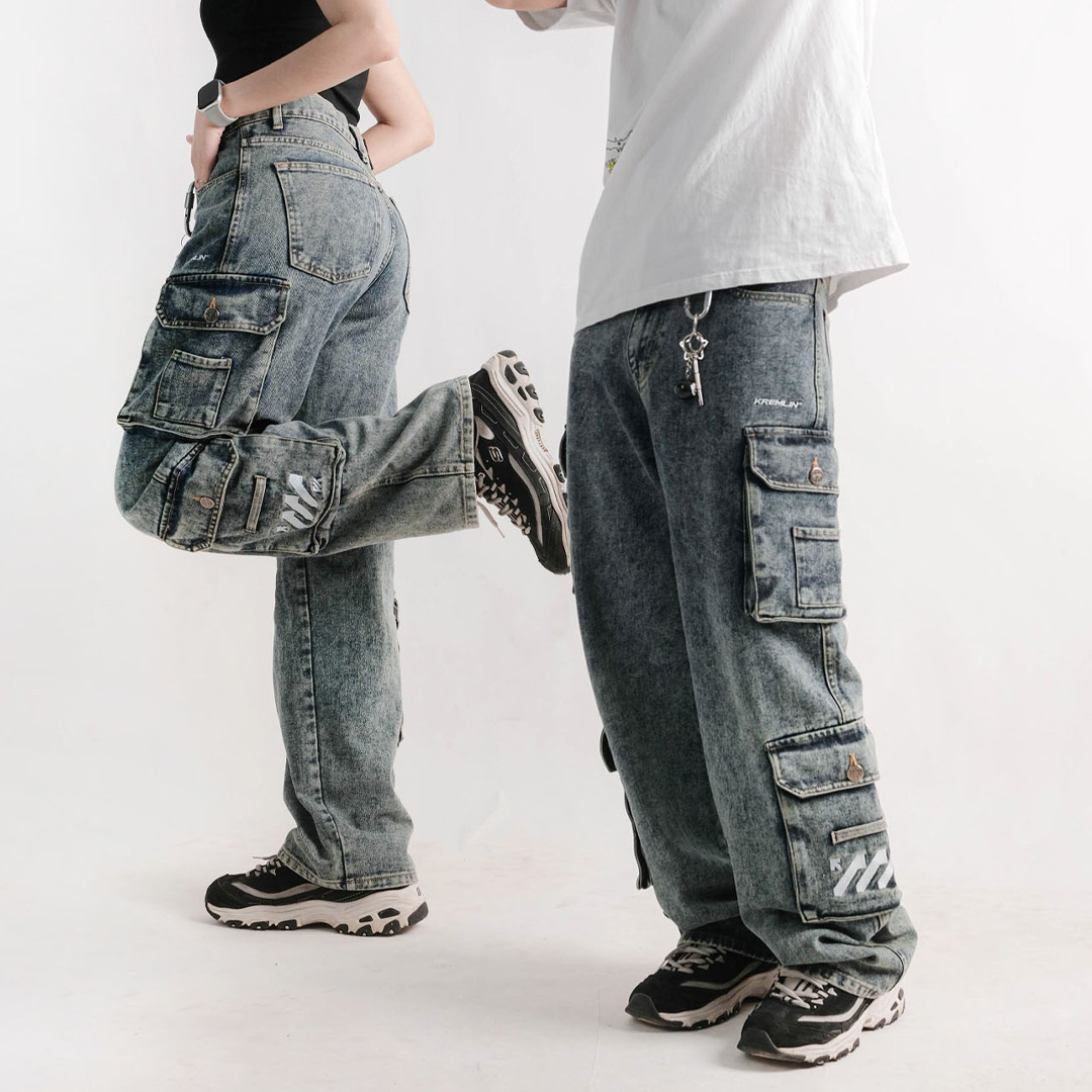 Pants - KREMLIN | Gear up for the Future